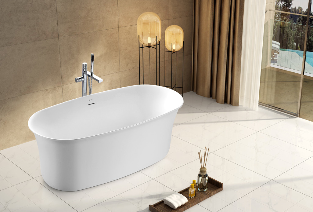 White Acrylic Free Standing Bathtub SP1835 Yellowing Resistant High Gloss